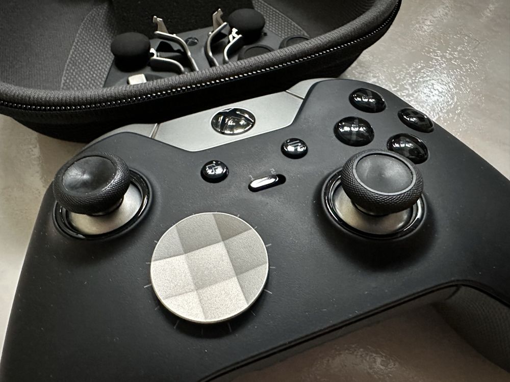 Microsoft Xbox One Controller Elite Series 1 (Gebraucht) in Zürich für ...