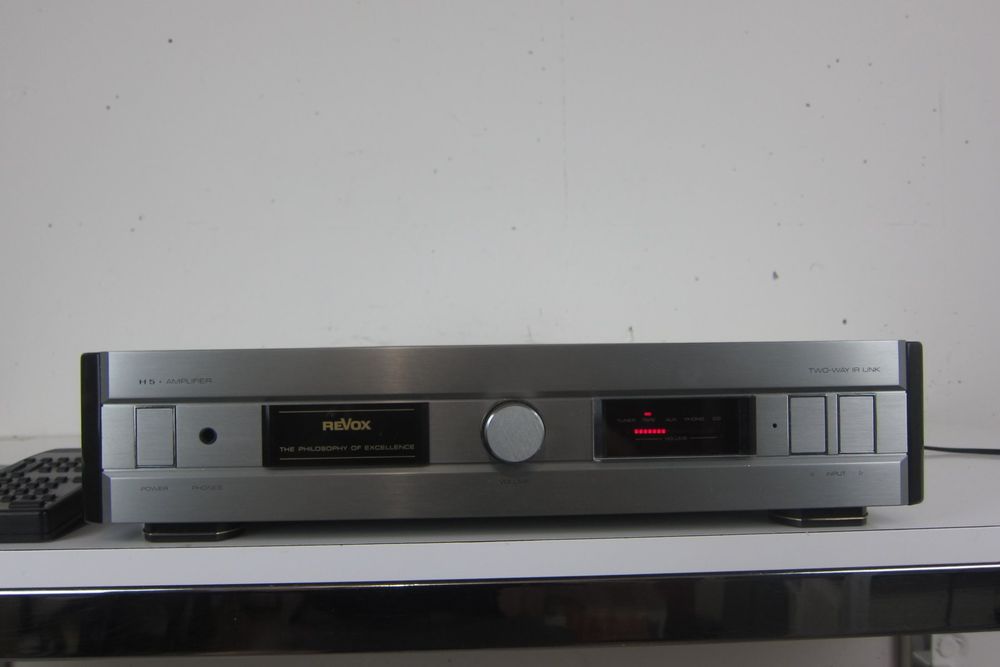 Revox H5 High End Verstärker mit Fernbedienung und Bedinung (Gebraucht) in für CHF 300 – mit ...