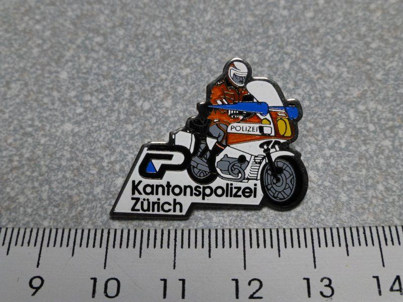 PIN PINS POLIZEI POLICE POLIZIA Zürich Kantonspolizei KAPO (Gebraucht) in Gränichen für CHF 4 ...