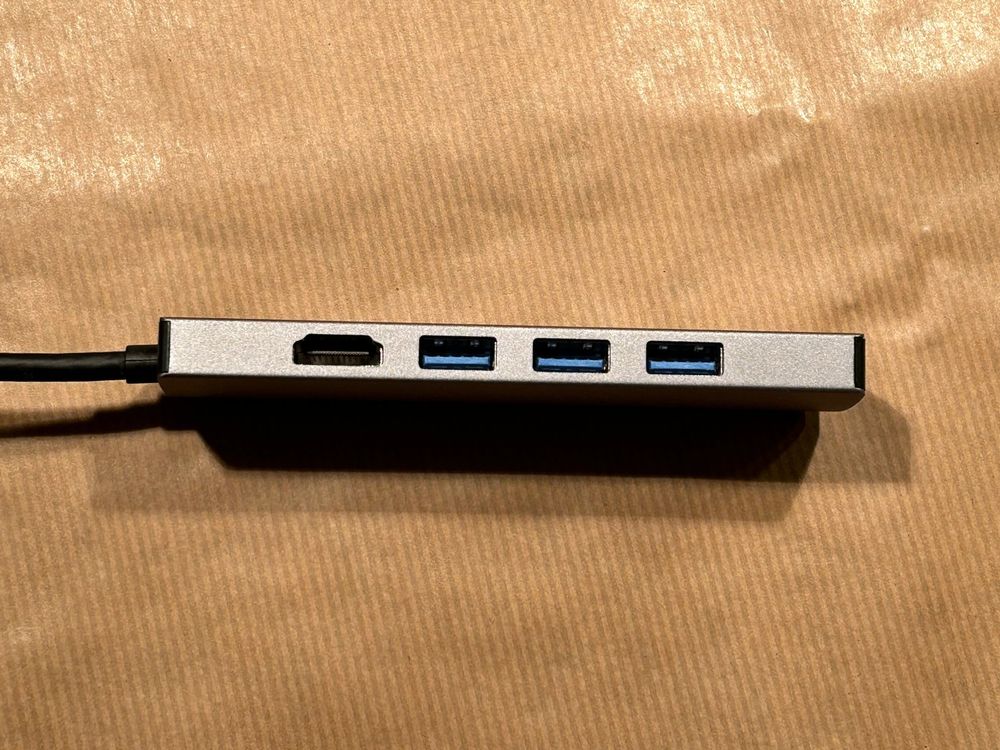 Intertronic USB-C Dockinstation USB Hub (Gebraucht) in Gontenschwil für ...
