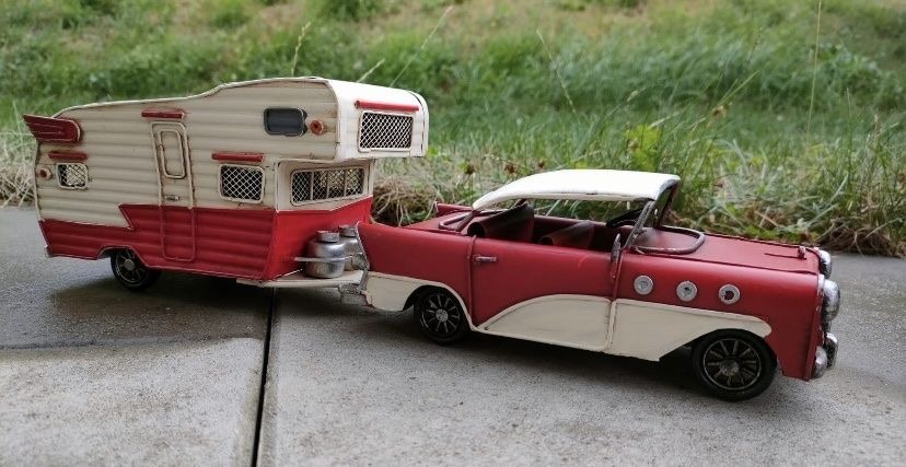 USA Car aus Blech mit Wohnwagen (Neu und originalverpackt) in ...