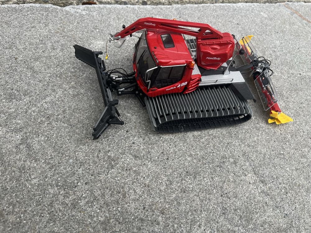 Pistenbully Model ferngesteuert (Gebraucht) in Weggis für CHF 100 – mit ...