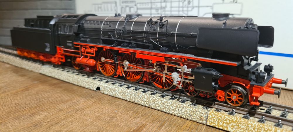 NEUWERTIG Märklin 33102 "BR 01 10" (Neu (gemäss Beschreibung)) in ...