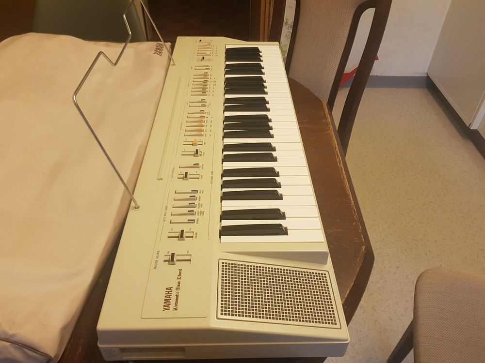 Yamaha PS30 Keyboard (Gebraucht) in für CHF 60 – mit Lieferung auf ...