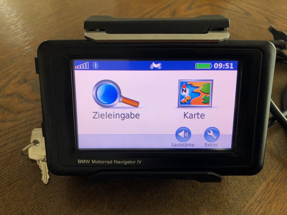 BMW Motorrad Navigator 4 mit Touratech Halterung | Kaufen auf Ricardo