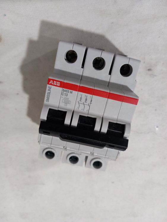 Leitungsschutzschalter 13 A / 3-polig Smissline S453 M C13 (Gebraucht) in Rheinau für CHF 15 ...
