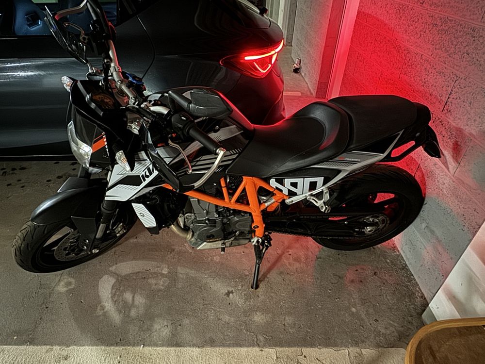 KTM Duke 690 32kW (Gebraucht) in Yvonand für CHF 4000 – nur Abholung ...