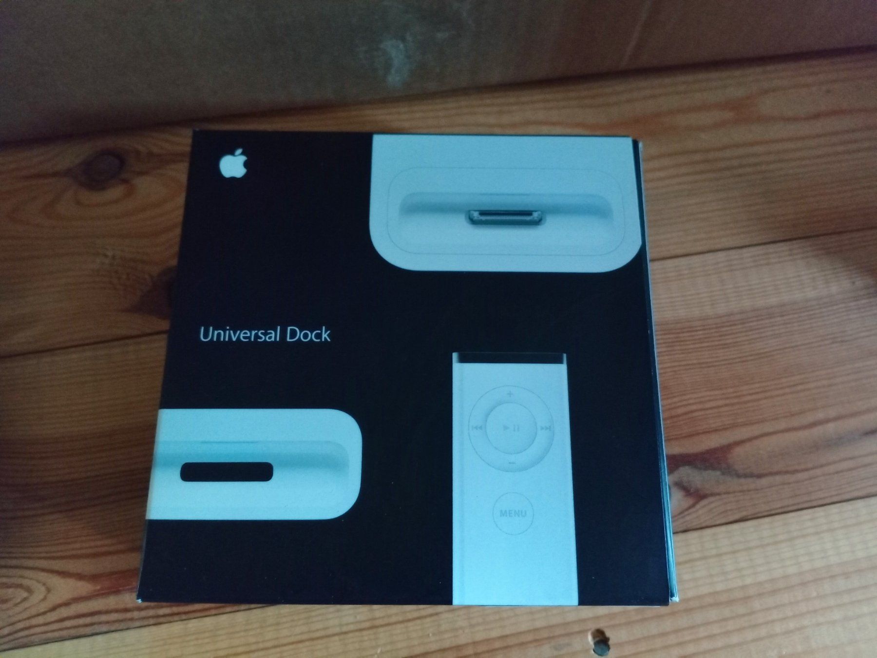 Original Apple Universal Dock mit Fernbedienung, Top! (Gebraucht) in Waldenburg für CHF 25 – mit ...