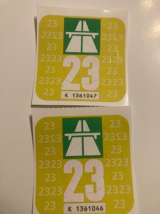 !!!Offizielle!!! Zwei Autobahn-Vignetten | Kaufen auf Ricardo