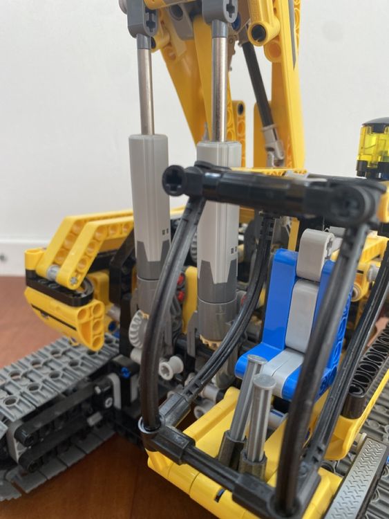 Lego Technic Bagger - 8043 | Kaufen auf Ricardo