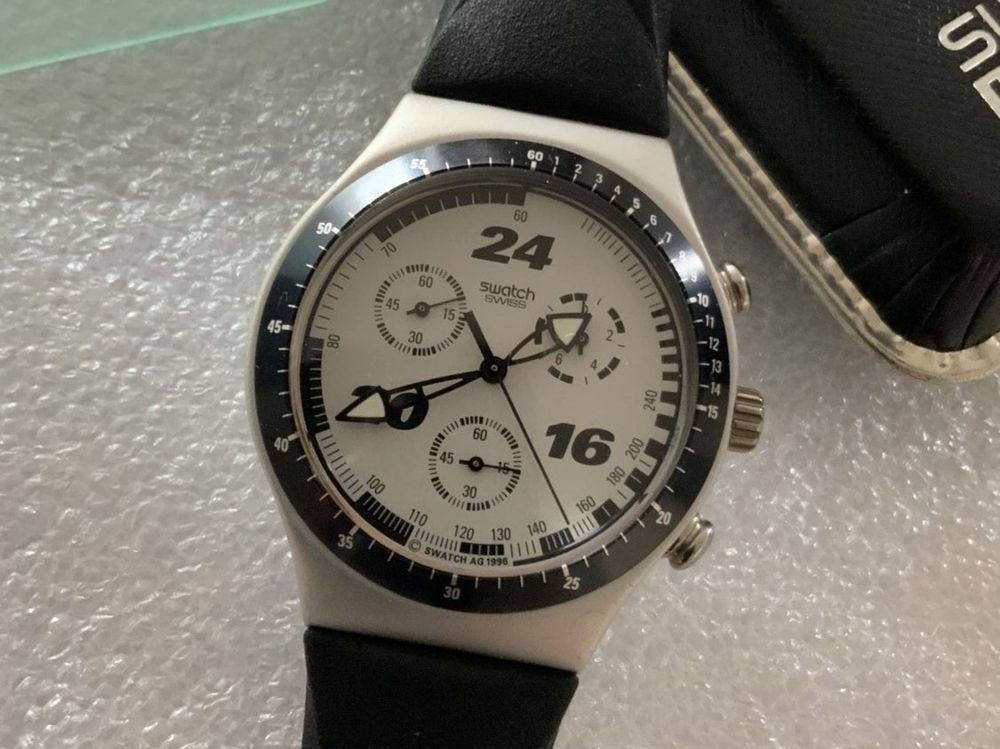 Swatch IRONY Chrono STRAIGHT EDGE - ungetragen - VINTAGE (Neu und originalverpackt) in Wettswil ...