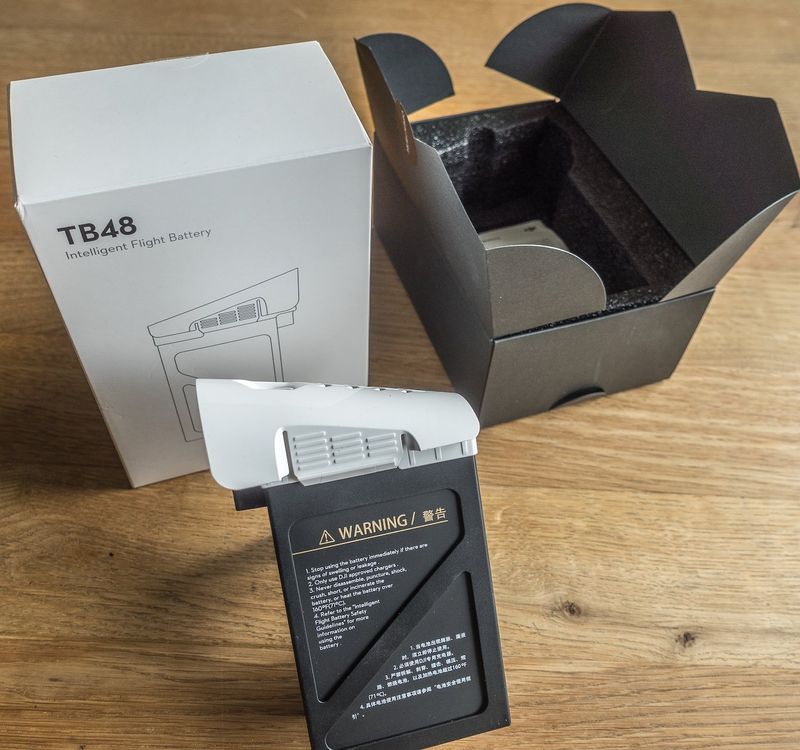 DJI TB48 Intelligent Flight Battery, neuwertig (Neu (gemäss ...