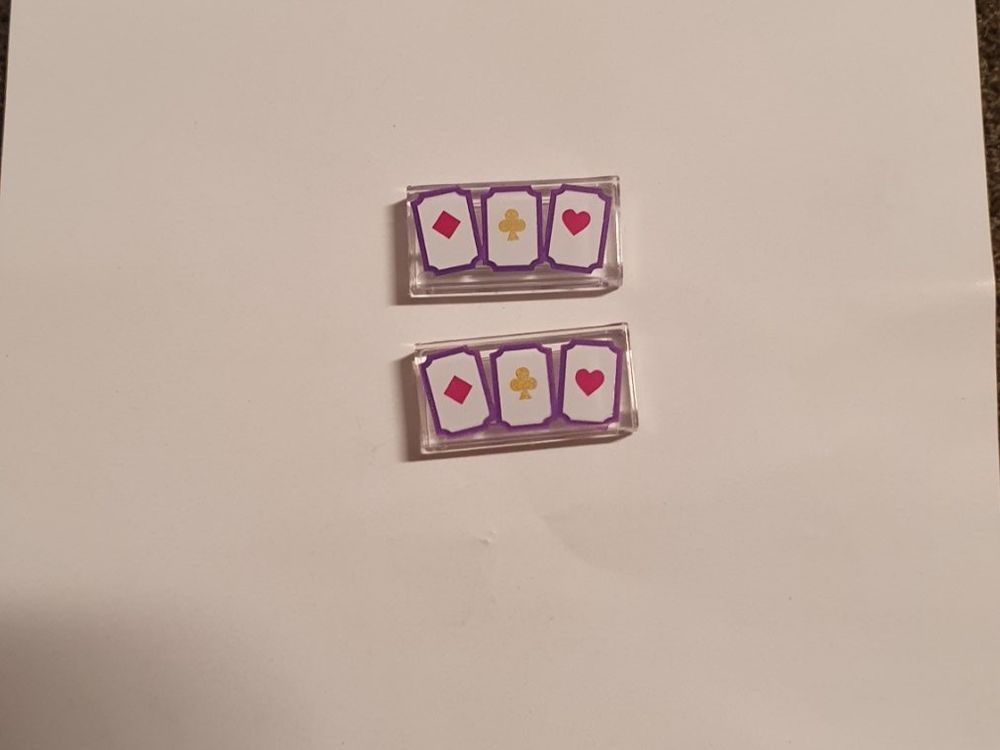 2 Stück Lego 3586 1x2 Fliese bedruckt Spielkarten (Neu (gemäss ...
