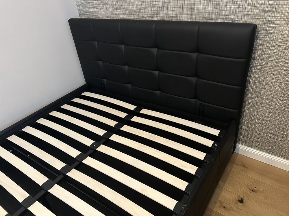 Monza Black Bett 140x200 Lederlook mit Aufbewahrungskasten (Gebraucht) in für CHF 85 – nur ...
