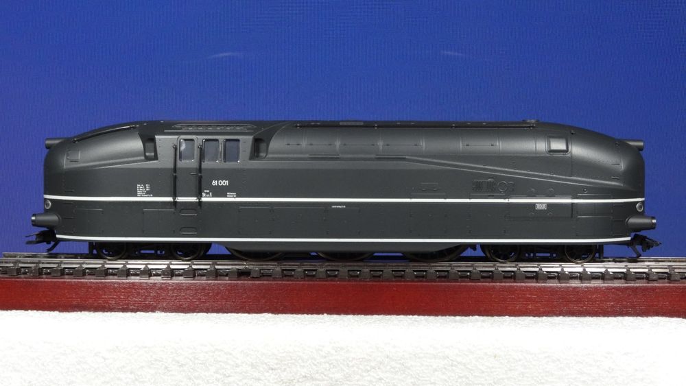 Märklin 39618, BR 61, DR, MFX Sound, Dampflok, BR 61001, (Neu (gemäss ...