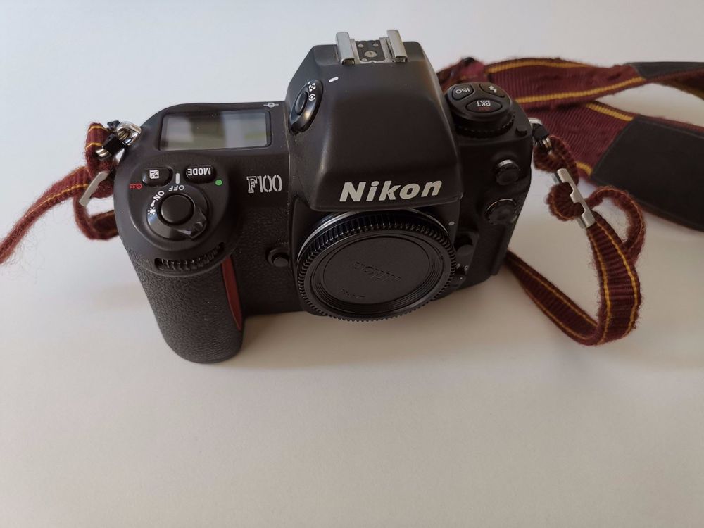 Nikon F100 | Kaufen auf Ricardo