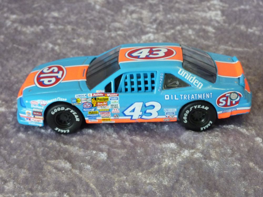 Nascar Pontiac Grand Prix STP #43 (Gebraucht) in Dürrenäsch für CHF 15 ...