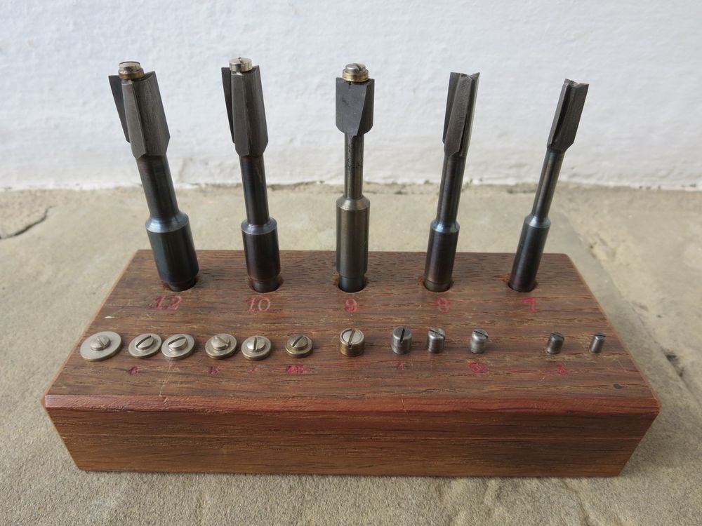 Zapfensenker Set im Holzsockel für Feinmechaniker (Gebraucht) in ...