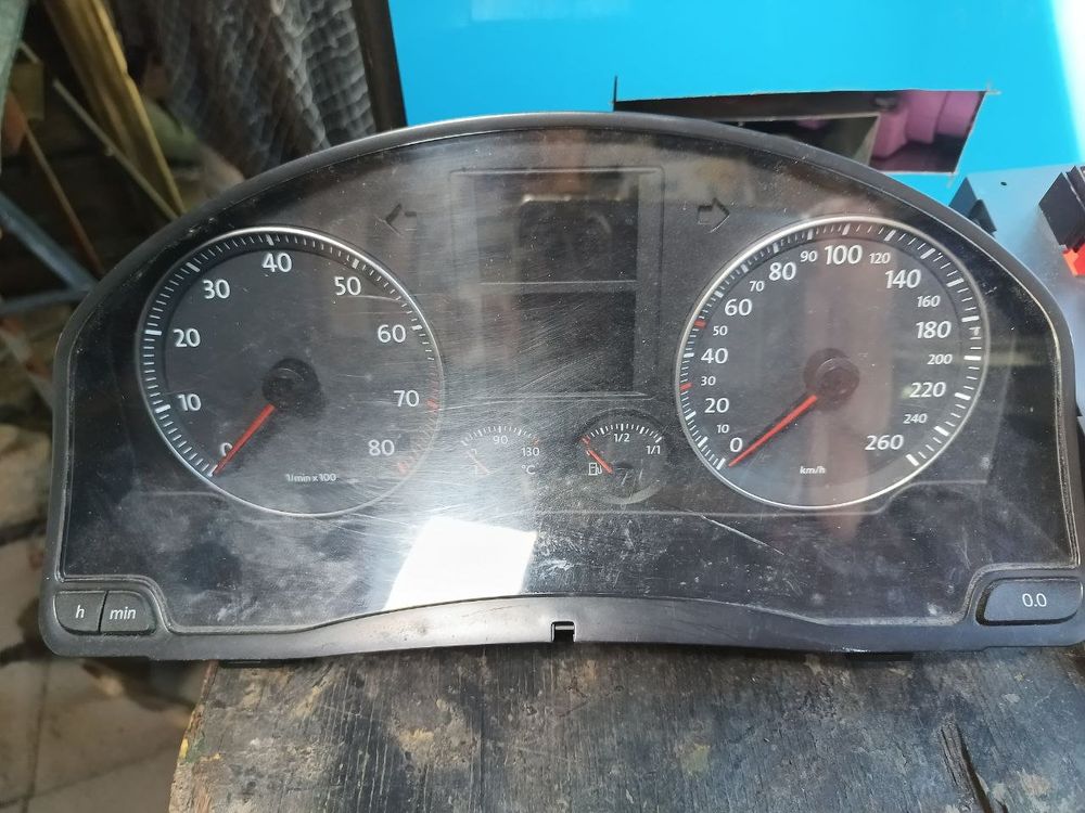 Tacho VW Kombiinstrument audi vw seat (Usato) a Gudo per CHF 82 – con ...