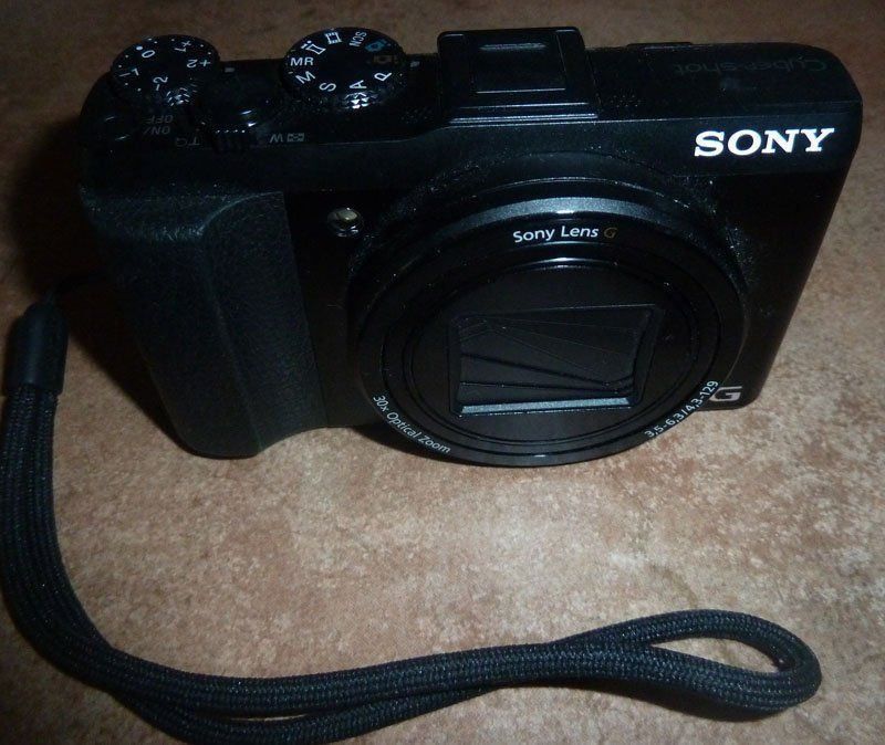 Fotokamera Sony Exmor R 20.4 Mega Pixel (Neu und originalverpackt) in ...