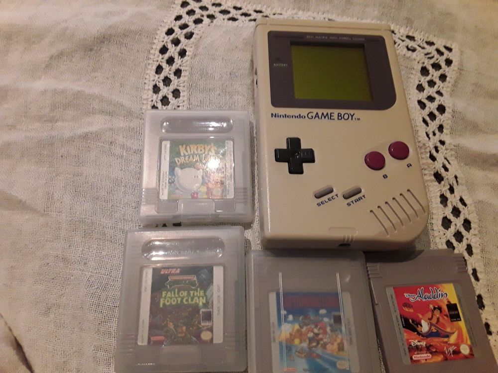 NINTENDO GAME BOY MIT 4 GAMES (Gebraucht) in Liestal für CHF 123 – mit ...