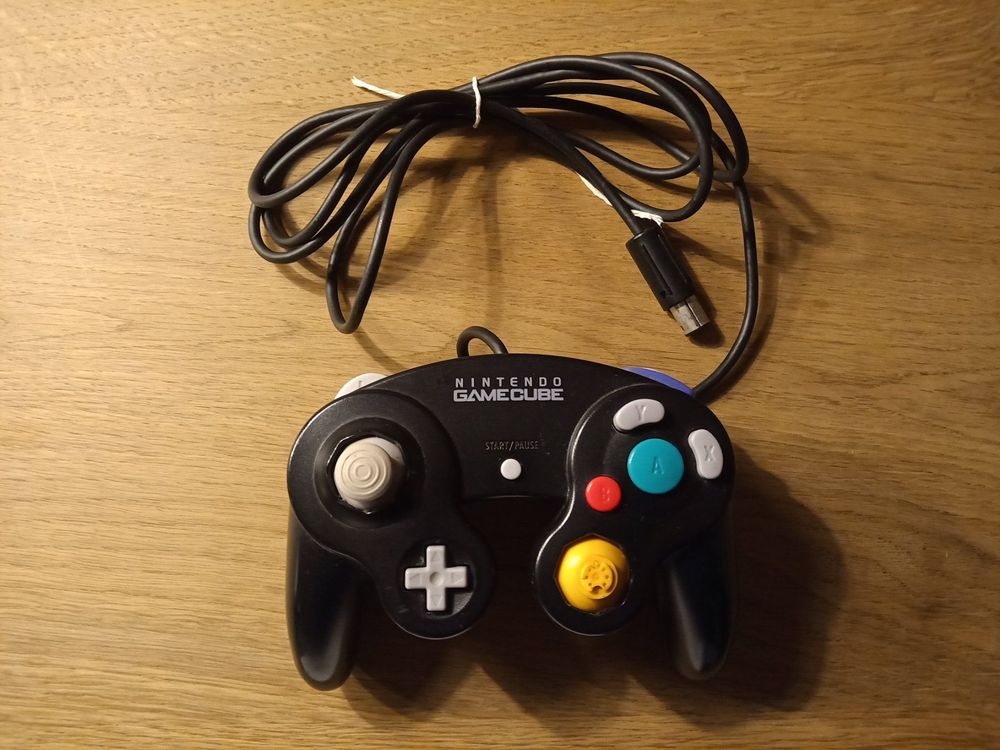 Manette Gamecube noir officielle. | Kaufen auf Ricardo