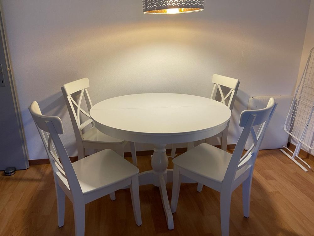 Esstisch ausklappbar mit Stühlen (Orginalpreis 760 CHF) (Gebraucht) in Dietikon für CHF 350 ...