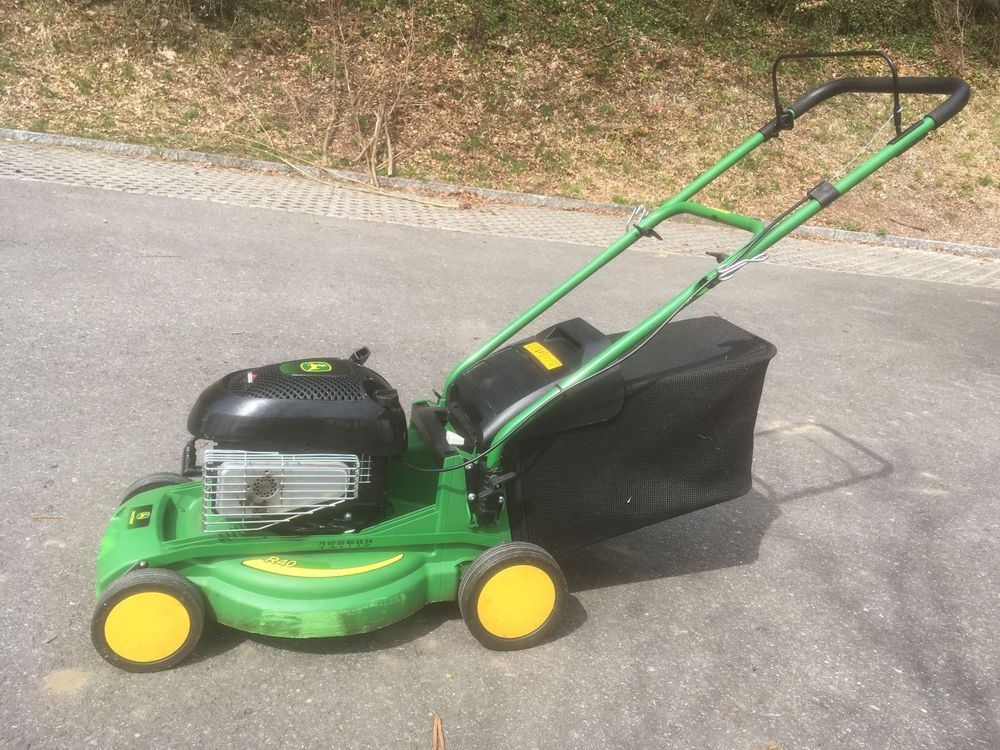 John Deere Benzinrasenmäher Mod. R40 (Gebraucht) in Brunnen für CHF 72 ...