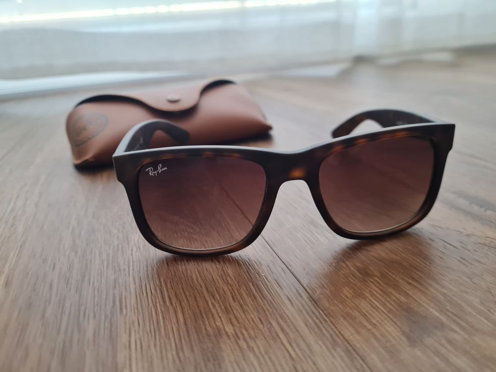 Ray Ban Sonnenbrille mit Etui | Kaufen auf Ricardo