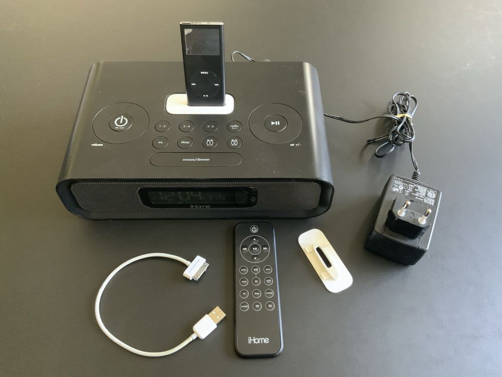 iHome iP99 - Komfortabler Radiowecker mit iPod-Dock | Kaufen auf Ricardo