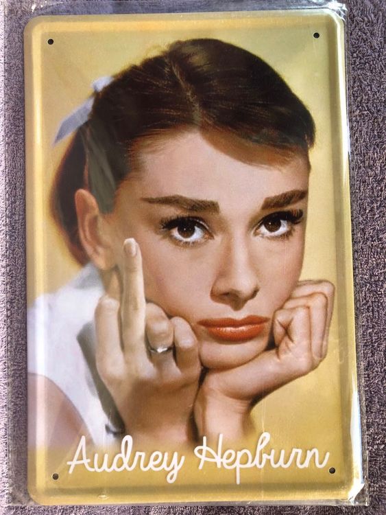 Audrey hepburn hollywood film pin up (Neu (gemäss Beschreibung)) in Reinach AG für CHF 29 – mit ...