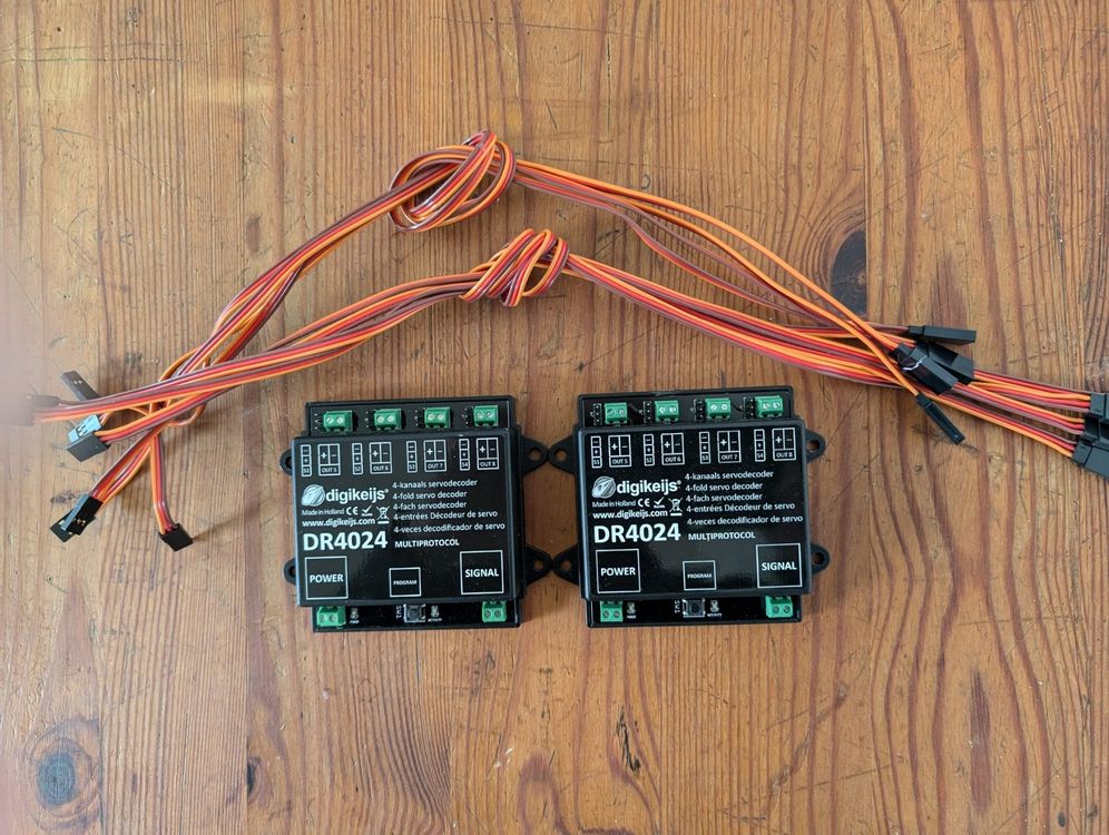 Digikeijs Servodecoder DR 4024 mit Kabel (Gebraucht) in Erlach für CHF 35 – mit Lieferung auf ...