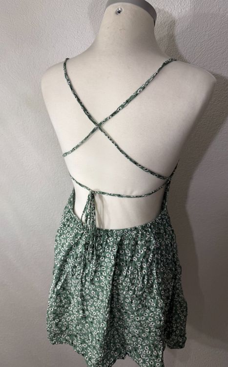 Sommerkleid grün Blumenmuster Gr. L luftig rückenfrei (Gebraucht) in ...