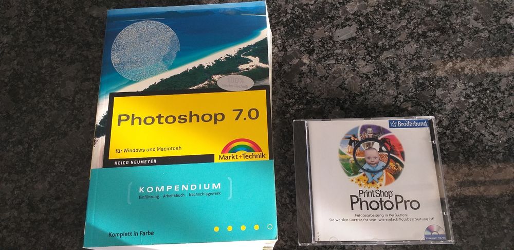 PC Photoshop 7.0 Buch und Print Shop Photo Pro für Windows (Gebraucht) in Tuggen für CHF 5 – mit ...