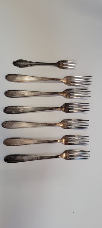 Alte Gabeln silber (Gebraucht) in Meinisberg für CHF 20 – mit Lieferung auf Ricardo kaufen