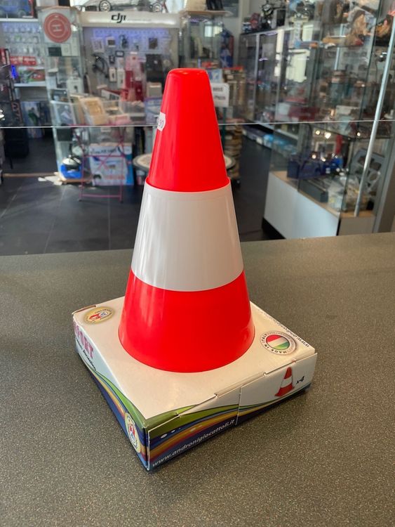 4x set Pylonen RC ca 25cm piloni | Kaufen auf Ricardo