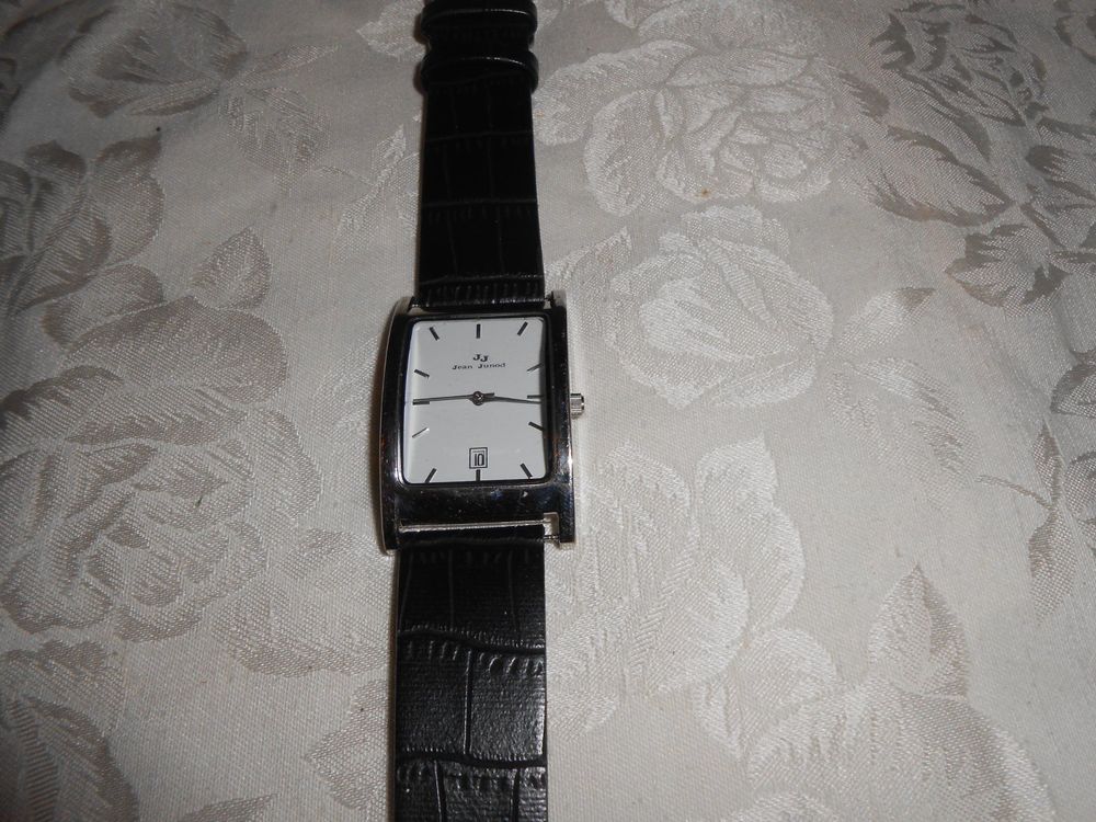 Jean Junod Uhr (Gebraucht) in Bubikon für CHF 1 – mit Lieferung auf ...