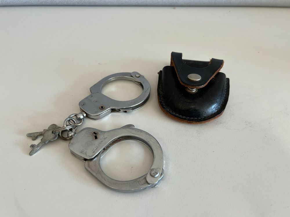 Original vintage Handschellen | Kaufen auf Ricardo