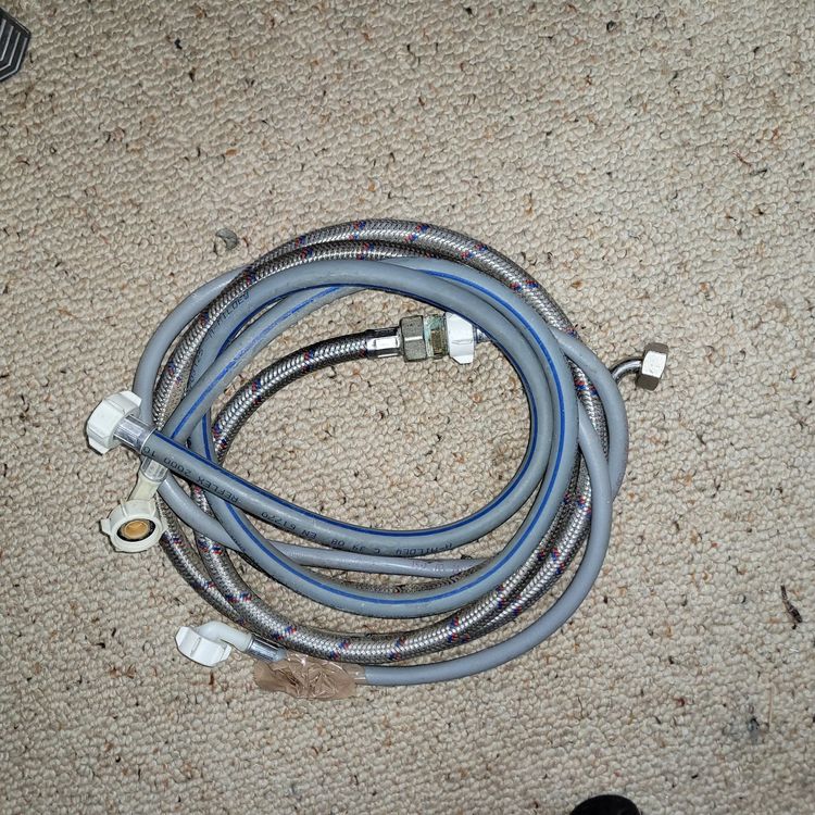 Tuyaux flexible 3/4 (D'occasion) à Bionnens pour CHF 10 – avec ...