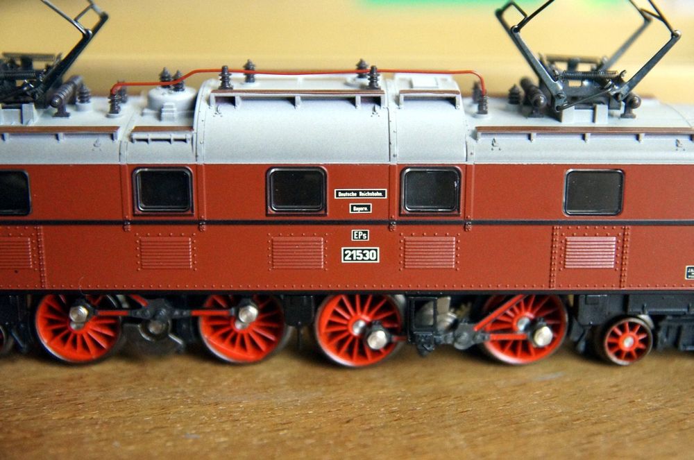 Trix 22442 - DR Baureihe EP 5 Nr. 21530 (Gebraucht) in Schönenwerd für ...