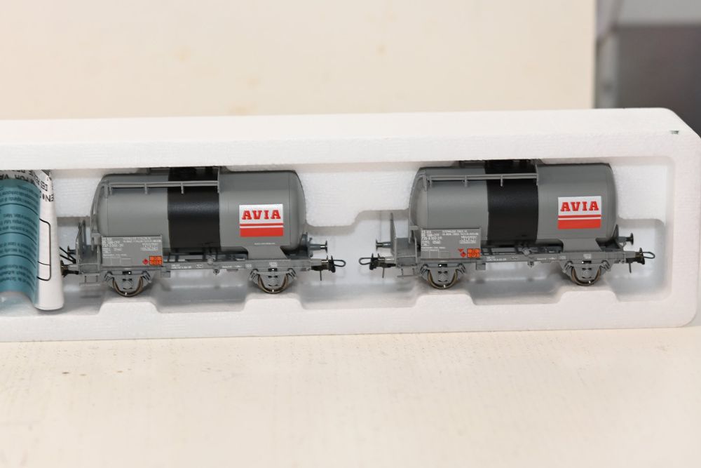 Avia Tankwagen 2 er Set Roco HO/DC mit OVP | Kaufen auf Ricardo