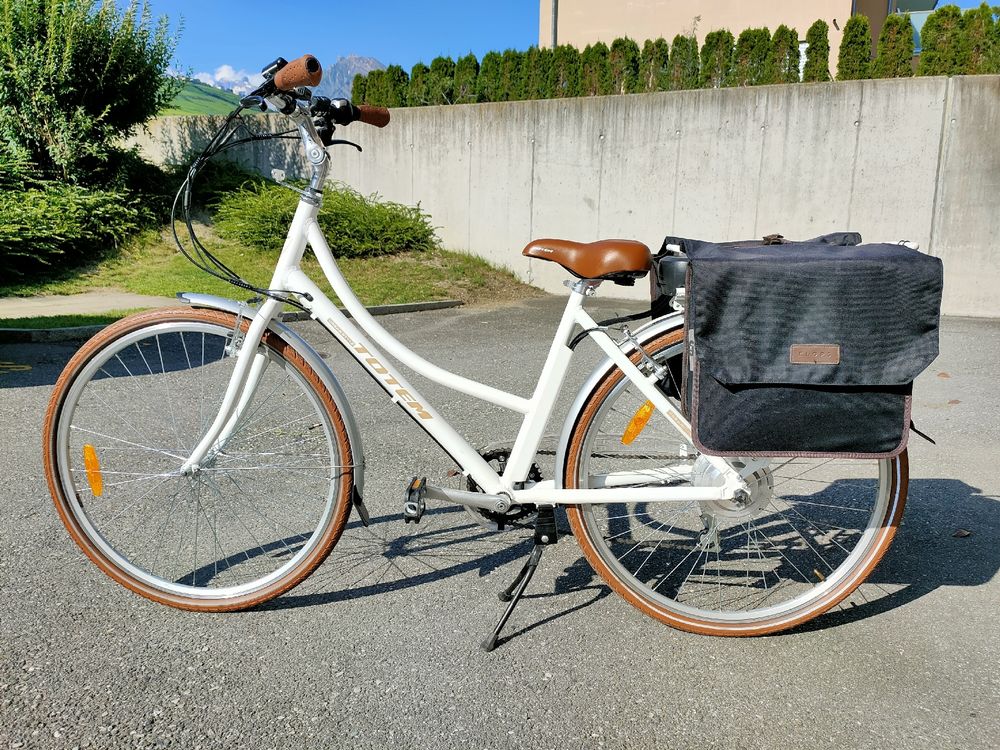 E-Bike de ville Femme Totem, blanc, peu utilisé (Gebraucht) in Vétroz für CHF 300 – nur Abholung ...