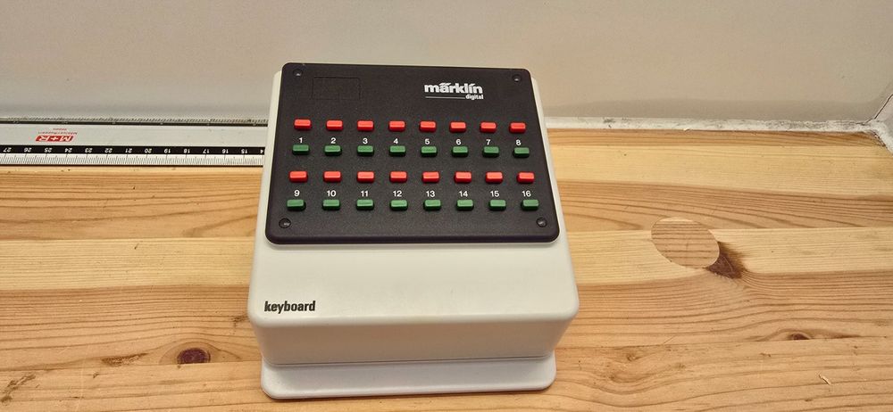 Märklin 6040 Keyboard (Gebraucht) in Brislach für CHF 10 – mit ...