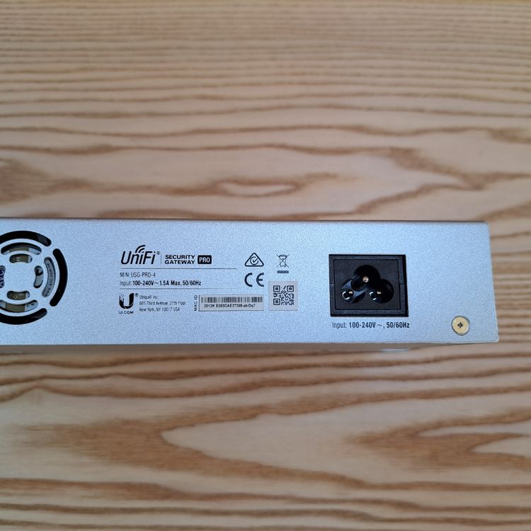UniFi USG Pro 4 Gateway Router Firewall (Gebraucht) in Volketswil für ...