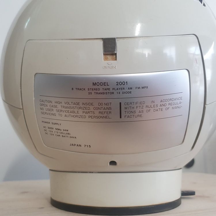 Weltron 2001 Space Ball Retro AM/FM Radio Stereo 8-Spur (Defekt) in für ...