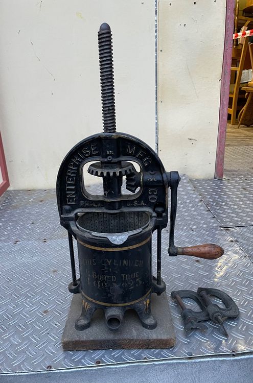 Antike ENTERPRISE MFK CO Maschine (Gebraucht) in Schlieren für CHF 100 ...