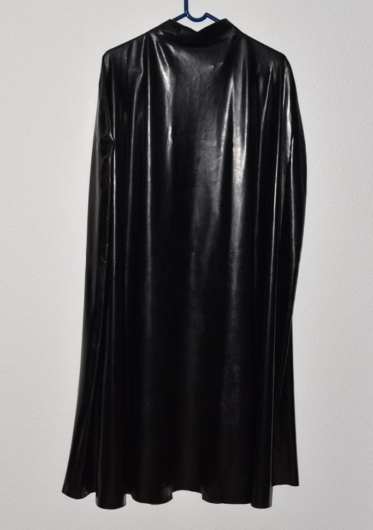 Schwarzes Latex Cap der Extraklasse (Gebraucht) in Täuffelen für CHF 98 ...