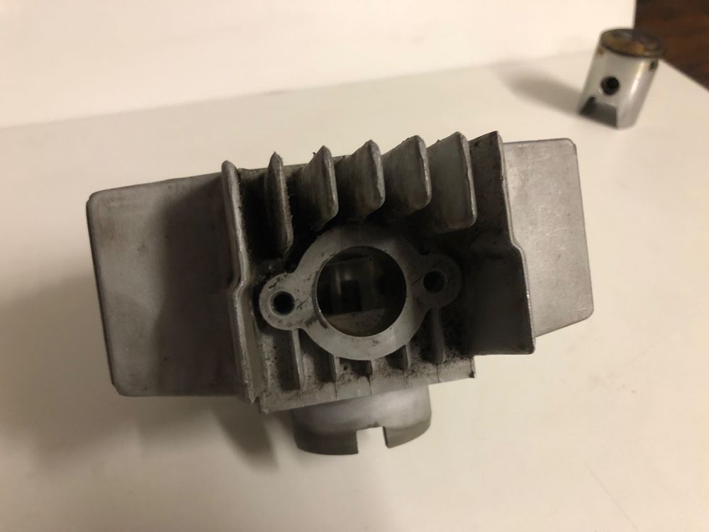 Puch Maxi E50 Zylinder 38mm und Kolben (Gebraucht) in Steffisburg für CHF 49 – mit Lieferung auf ...