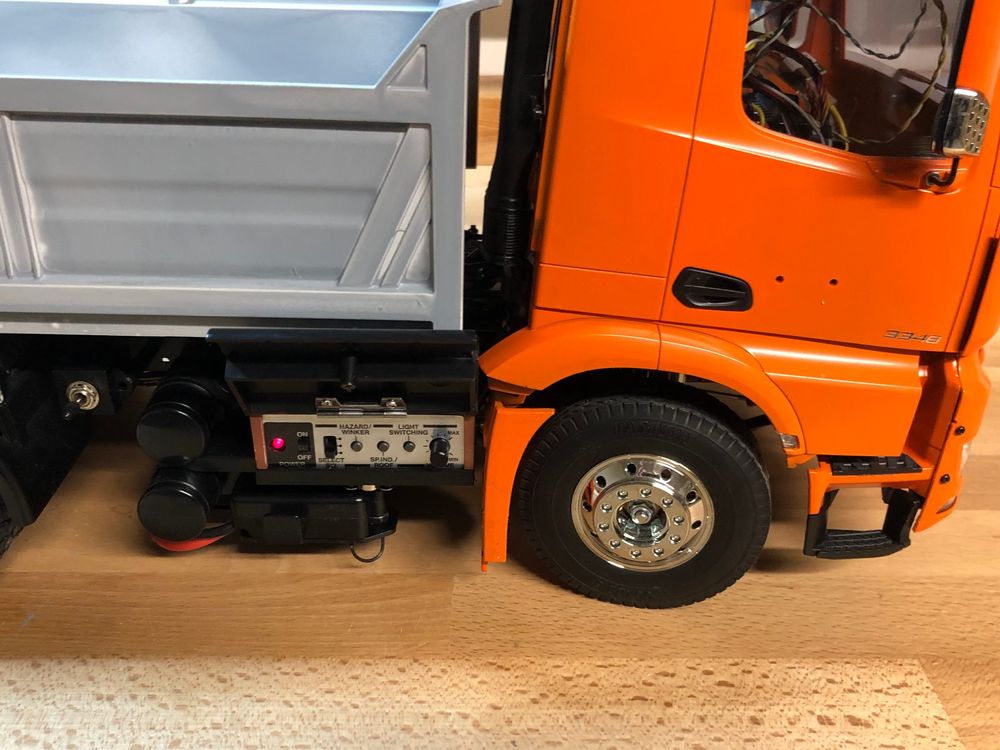 114 Mb Arocs 3348 6x4 Mit Fernsteuerung Mfc 03 Und Aktuato Kaufen Auf Ricardo 