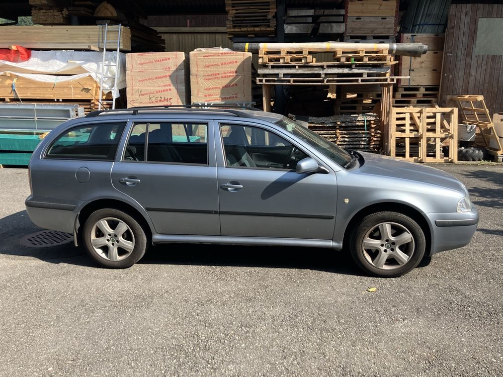 Skoda Octavia Combi 4x4 (Usato) a Kerns per CHF 1200 – solo ritiro ...